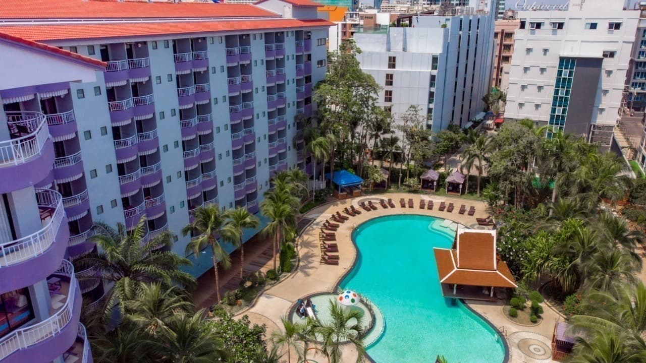 Heeton Concept Hotel Pattaya - Compass Hospitality